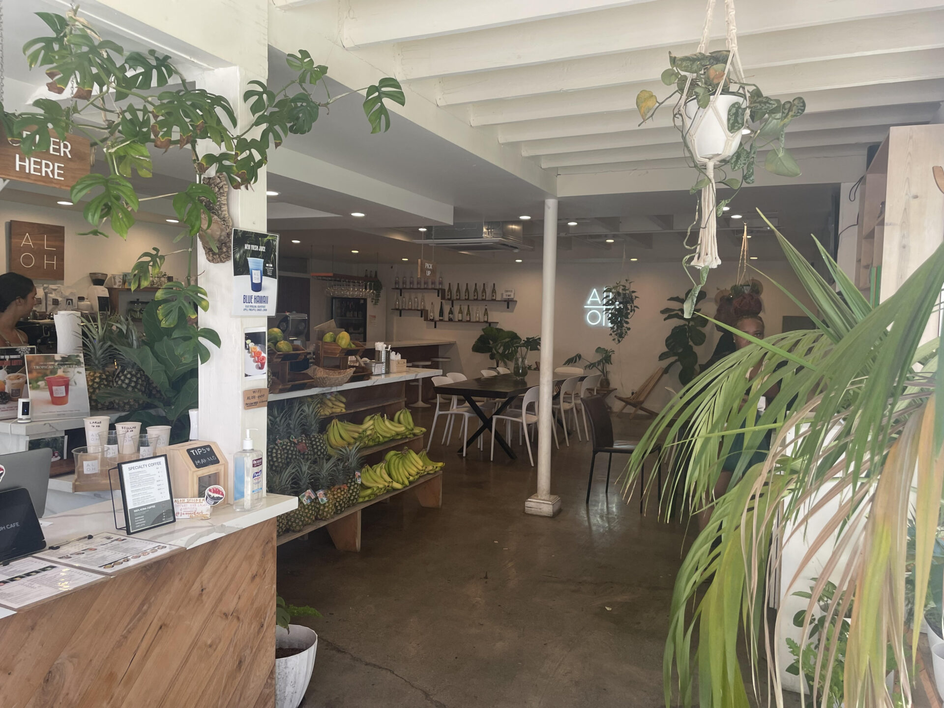 ワイキキでアサイーボウルを食べるならALOH HEALTH BAR&CAFE